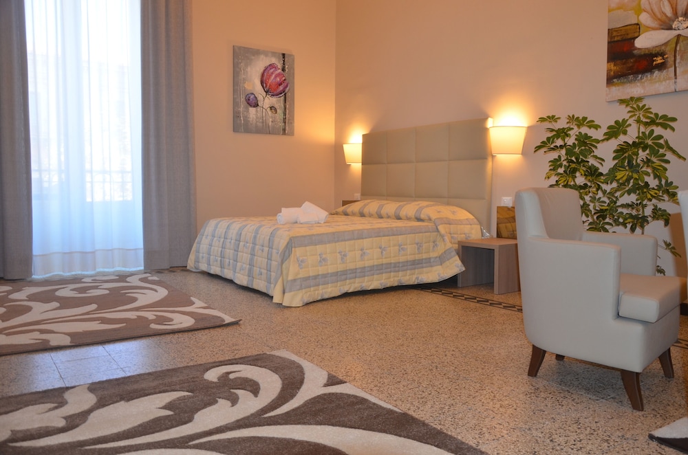 Moonlight Hotel & Suites in Catania | 2024 Updated prices, deals ...