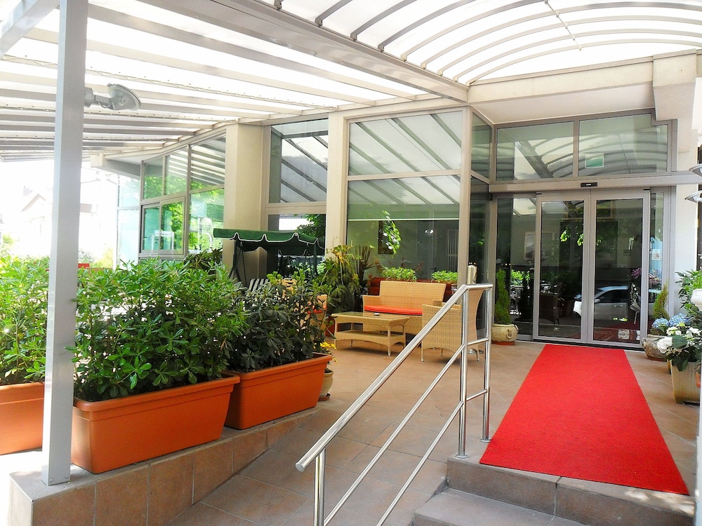 Etoile in Rimini | 2025 Updated prices, deals - Klook United States