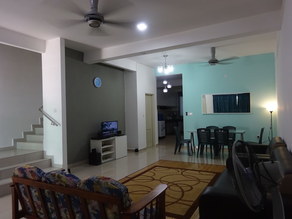 Salam Homestay d'Sendayan in | 2024 Updated prices, deals - Klook ...
