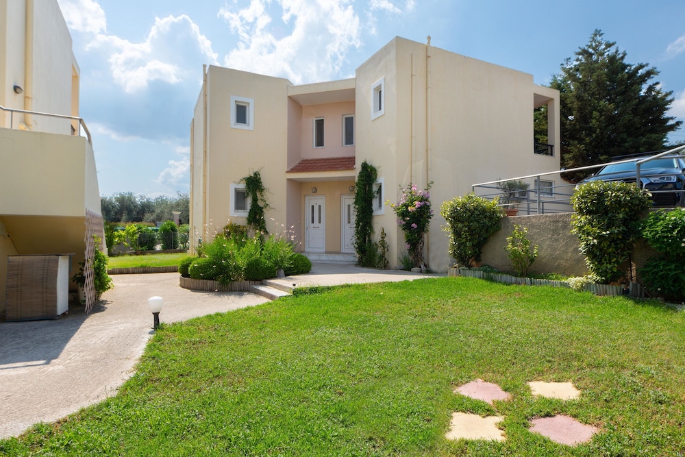 Hidden garden Rhodes Apartments in Municipality of Rhodes | 2025 ...