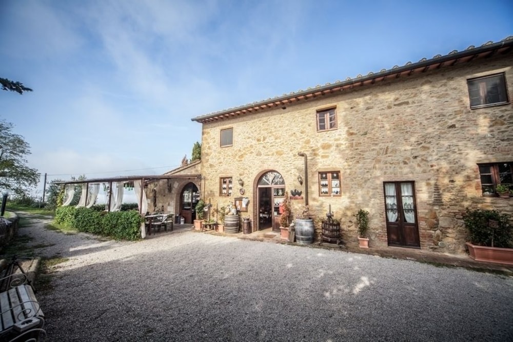 Villa Otium Bed & Breakfast in Volterra | 2025 Updated prices, deals ...