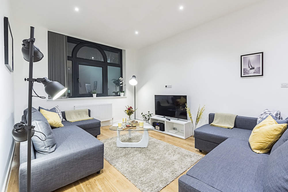 Vibrant Vauxhall Apartments in London | 2024 Updated prices, deals ...