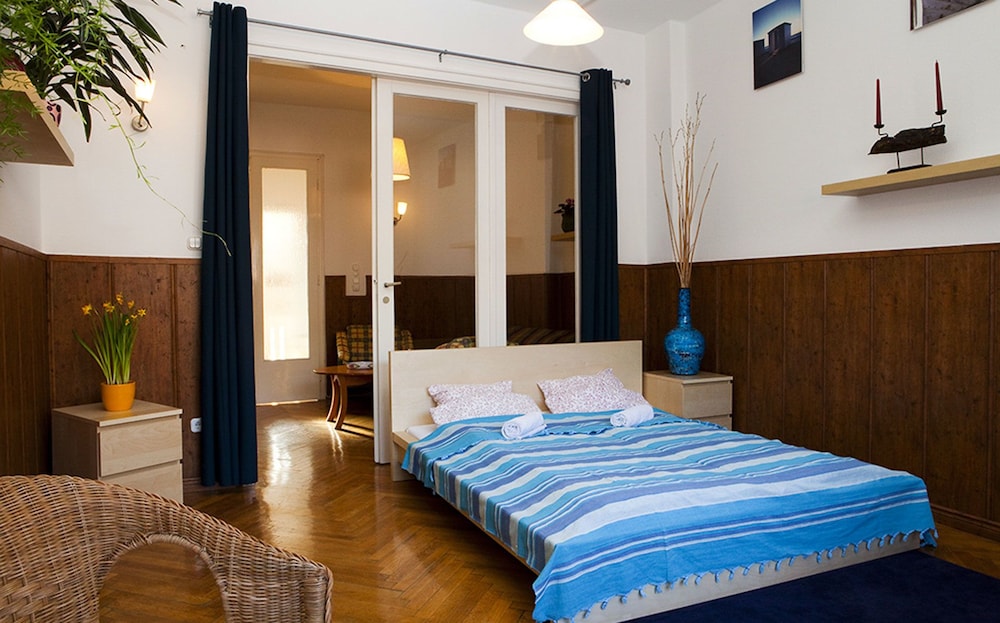 Fakes Apartment in Budapest | 2025 Updated prices, deals - Klook United ...