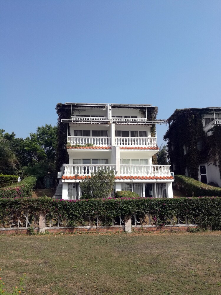 Xun Liao Bay Delta Island Hotel in Huizhou City | 2025 Updated prices ...