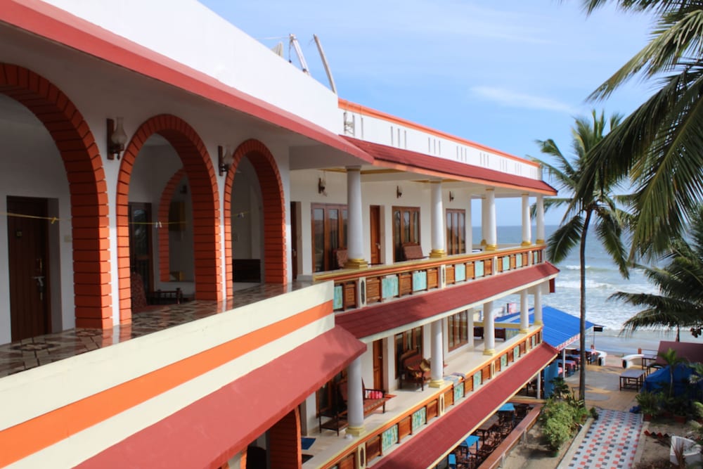 Hotel Sea View Palace - The Beach Hotel, Kovalam in Thiruvananthapuram ...
