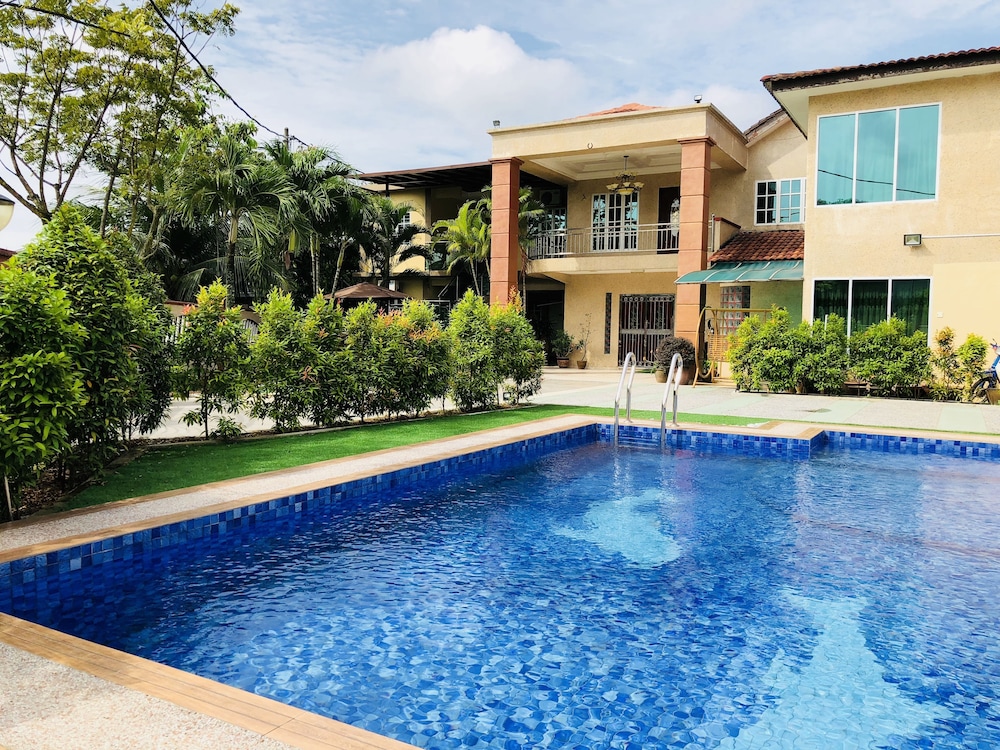 One 5 Residence Homestay in Puchong | 2025 Updated prices, deals ...
