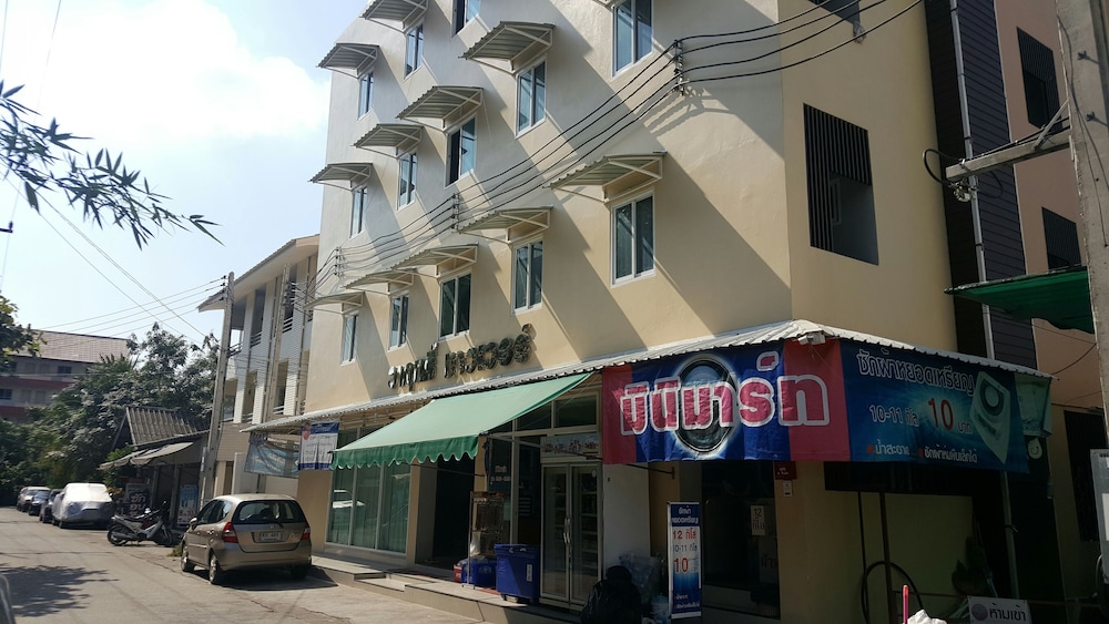 Warit Tower at Chang Phuak by Hjz in Chiang Mai | 2023 Updated prices ...