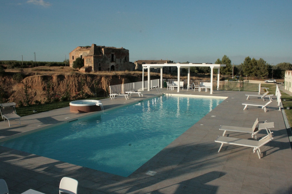 Il Filaro del Castello di San Basilio in Pisticci | 2025 Updated prices ...