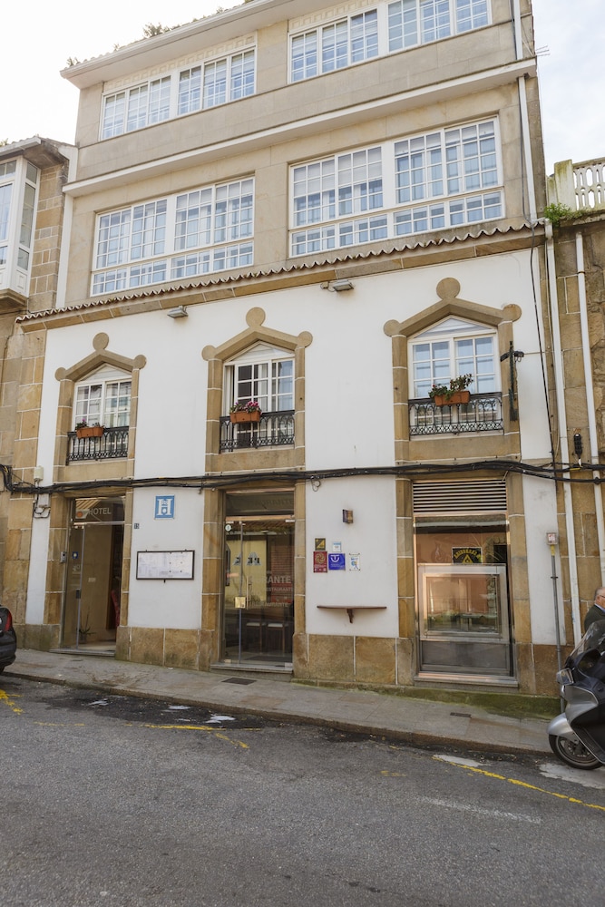 Hotel Restaurante Elisardo in Noia | 2025 Updated prices, deals - Klook ...