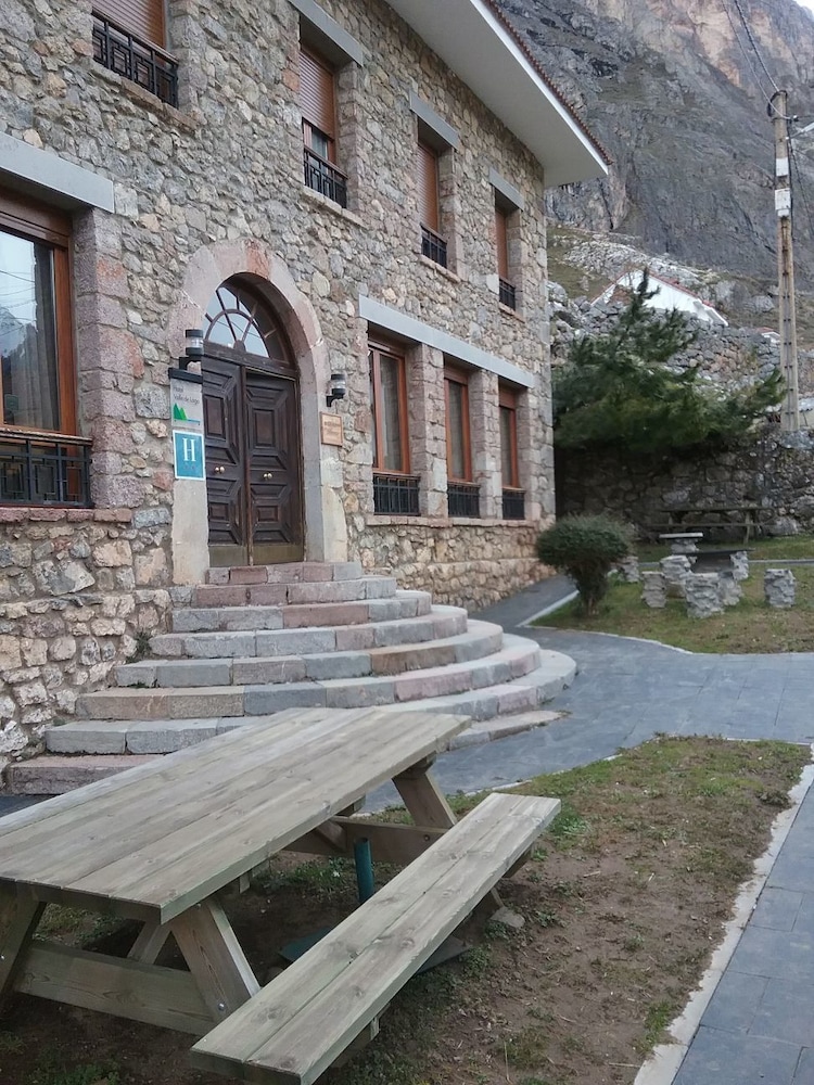 Hotel Valle de Lago in Somiedo | 2025 Updated prices, deals - Klook ...