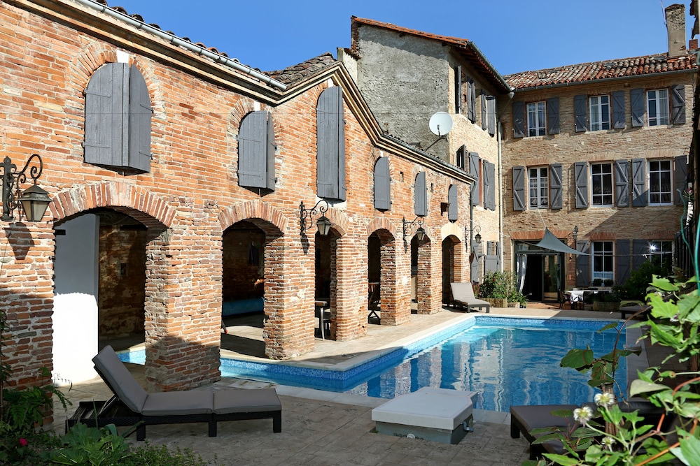 Hotel Delga - Maison d'hôtes in Albi | 2025 Updated prices, deals ...