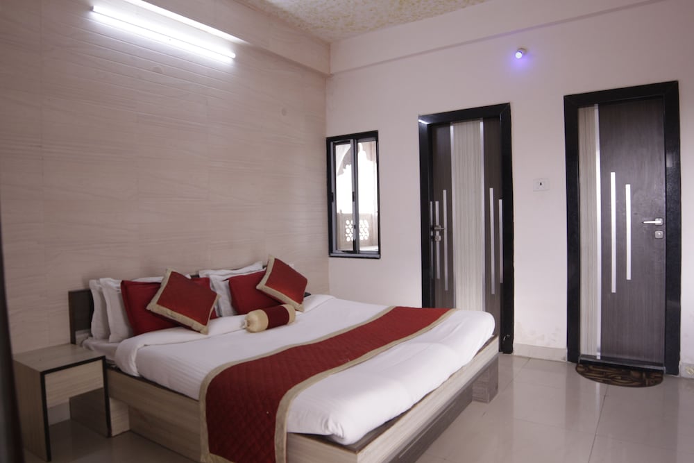 Hotel Amit Palace in Bhilwara | 2025 Updated prices, deals - Klook ...