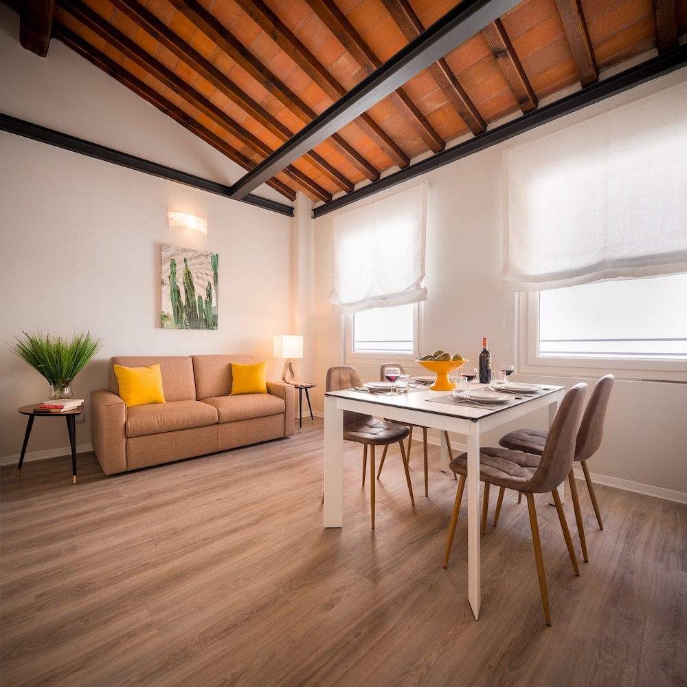 Magic Florence Apartments in Florence | 2025 Updated prices, deals ...