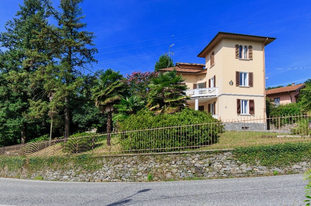 Swanlake Rooms in Nebbiuno | 2025 Updated prices, deals - Klook United ...