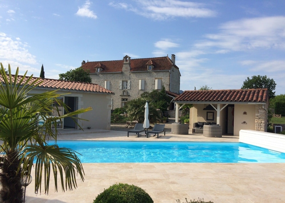 Au Couvent in Figeac | 2025 Updated prices, deals - Klook United States