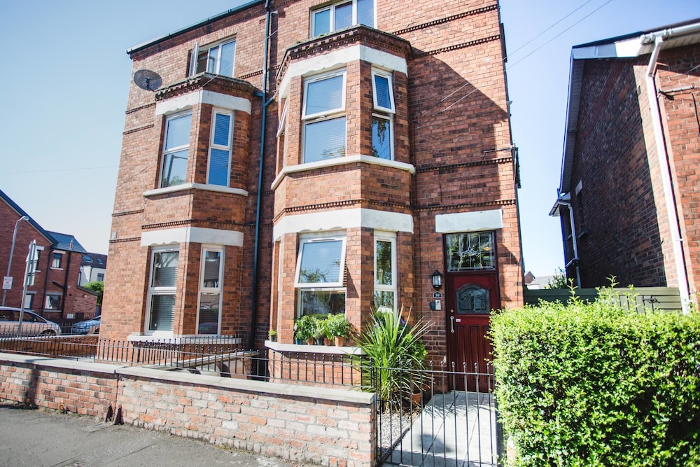 Glandore Lodge in Belfast | 2025 Updated prices, deals - Klook ...