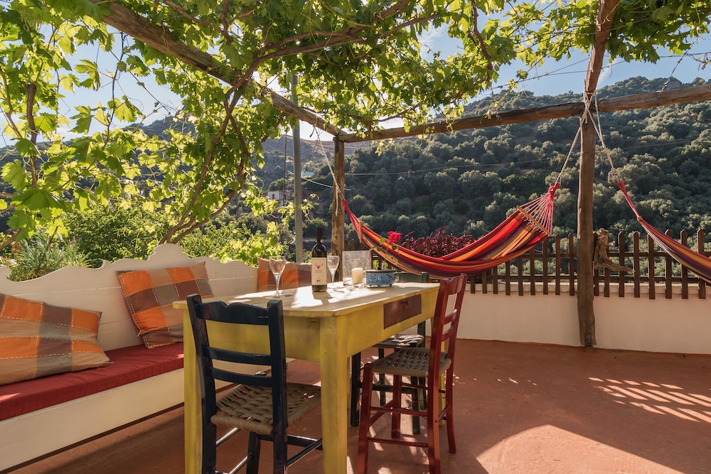 Spitia Anoi in Kantanos - Selinos Municipality | 2025 Updated prices ...