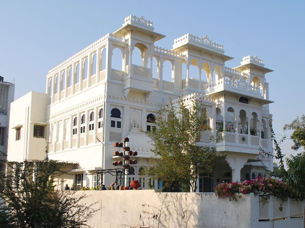 OYO 11936 Home Vintage Haveli Stay Bhopalpura in Udaipur | 2025 Updated ...