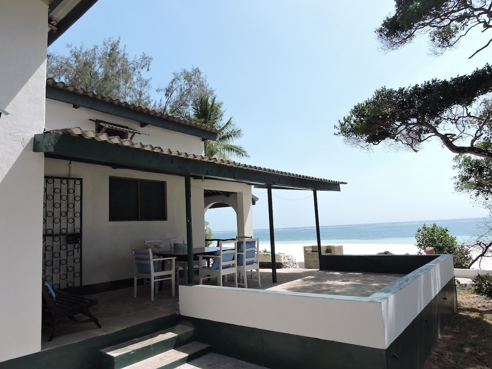 Diani Beachalets in Coastal Kenya | 2024 Updated prices, deals - Klook ...