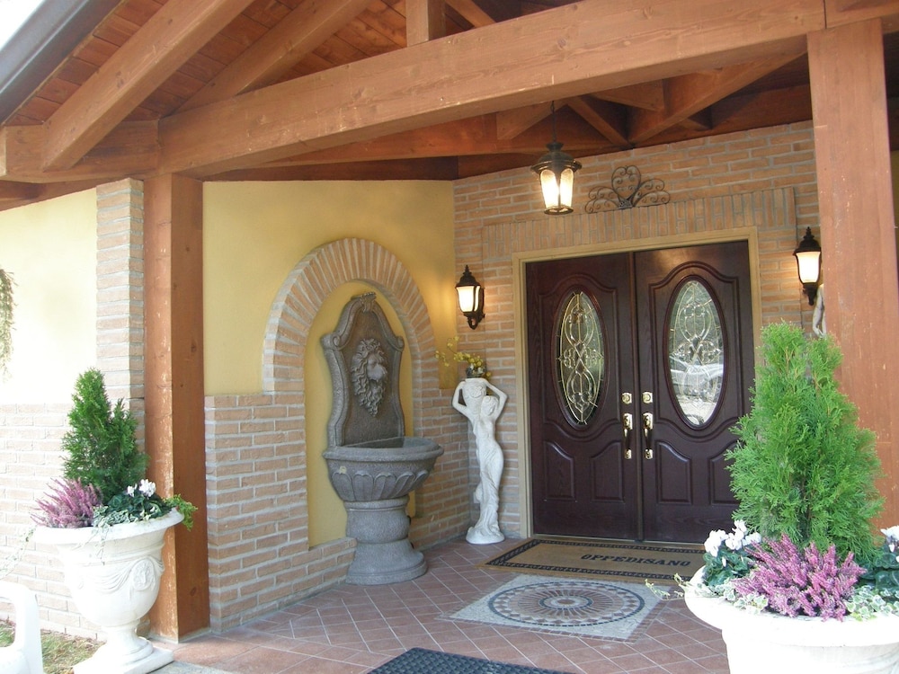 Villa Trasimeno in Passignano sul Trasimeno | 2023 Updated prices ...