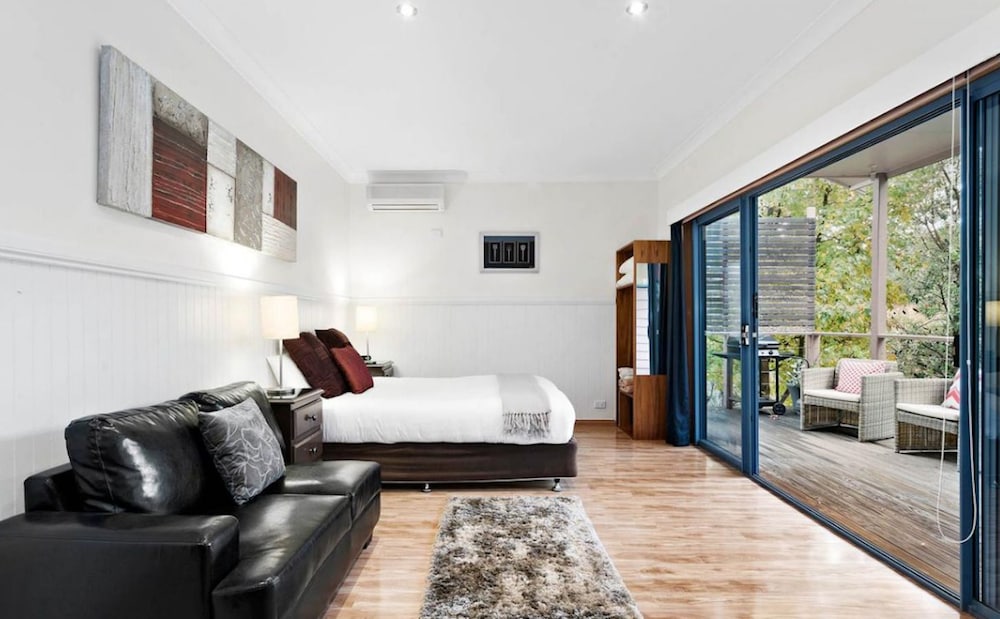 Rosemount Hepburn Springs in Hepburn Springs | 2025 Updated prices ...