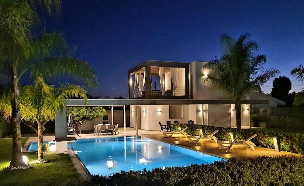 Villa Zoe in Comiso | 2023 Updated prices, deals - Klook United States