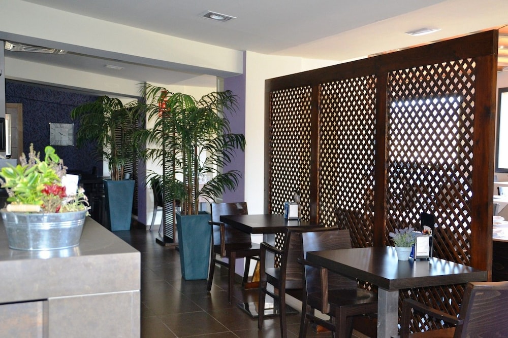 Hotel Vilar Riu de Baix in Ribera d‘Ebre | 2023 Updated prices, deals ...