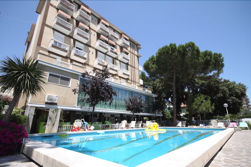 Lotus Hotel in Rimini | 2024 Updated prices, deals - Klook United States