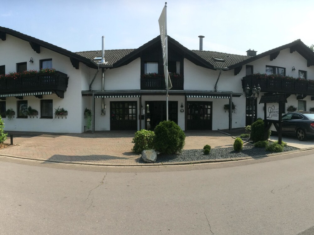 Landhotel Linden am Venekotensee in Kreis Viersen | 2024 Updated prices ...