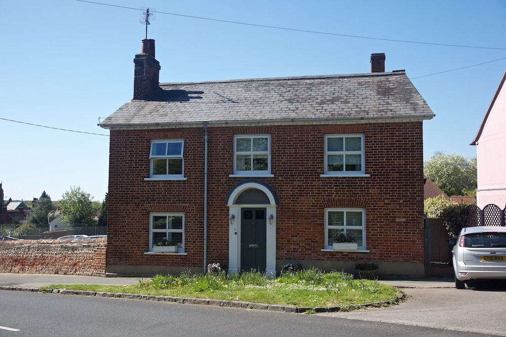 Hedingham Old Pottery in | 2023 Updated prices, deals - Klook United States