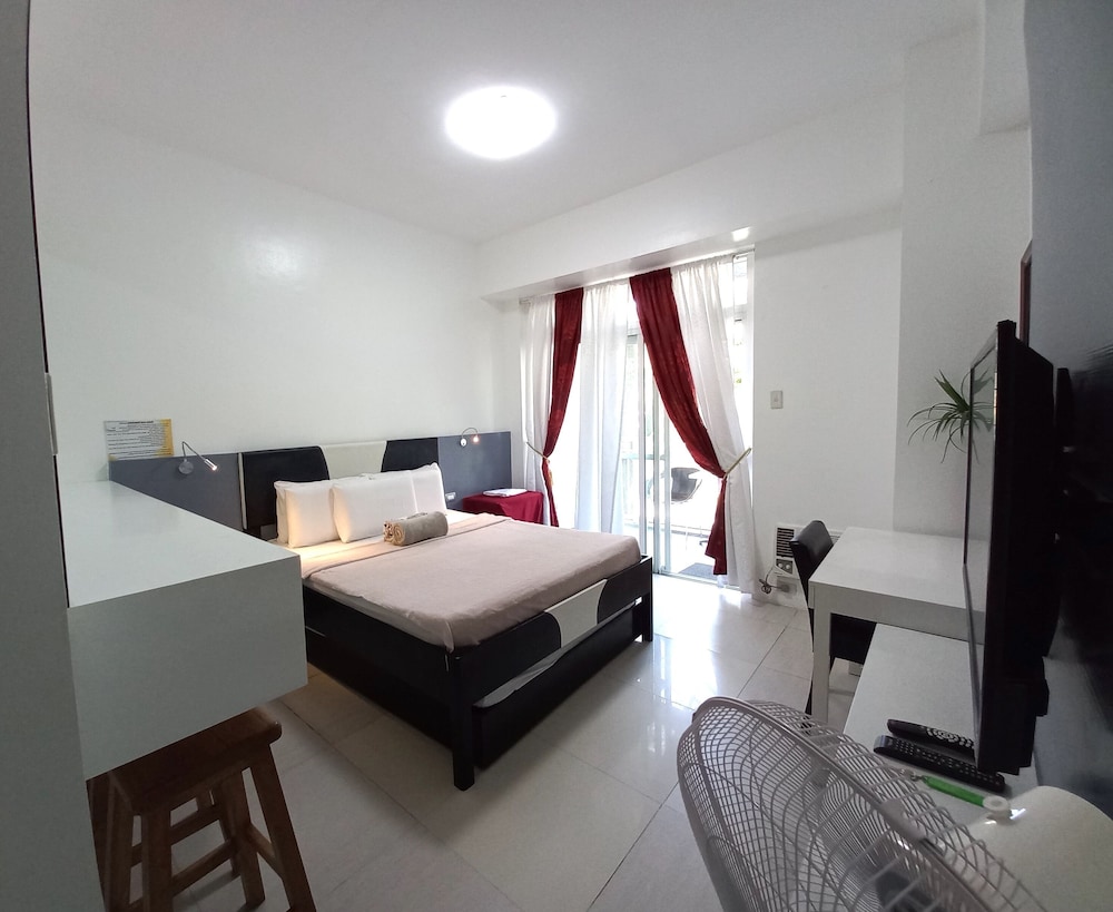 Beach Condos Pico de Loro Hamilo Coast in Nasugbu | 2025 Updated prices ...