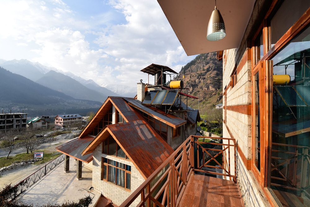 OYO 13405 Home Snow View Hampta Pass in Kullu | 2025 Updated prices ...