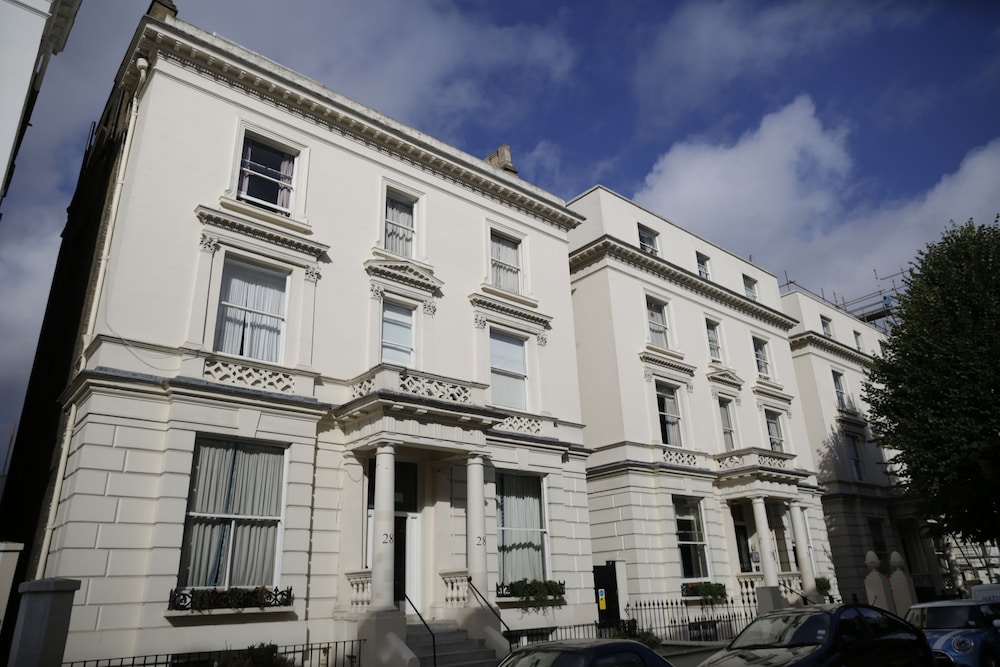 Pembridge Gardens in London | 2024 Updated prices, deals - Klook United ...