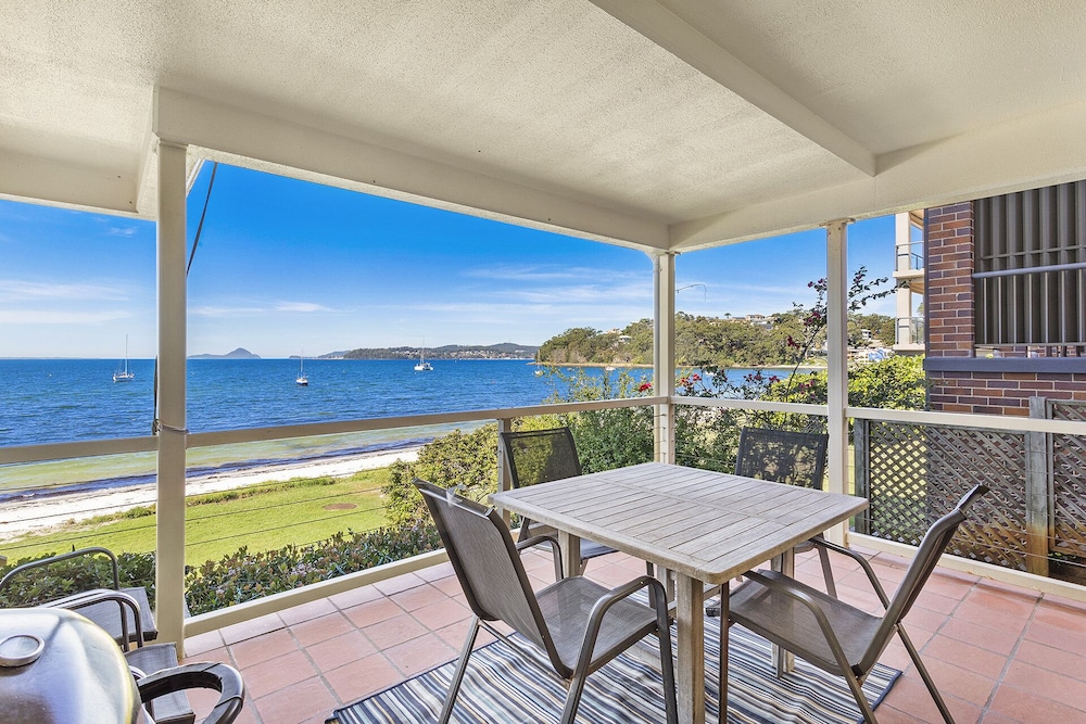 The Peninsula, Unit 5, 111 Soldiers Point Road in Port Stephens | 2025 ...