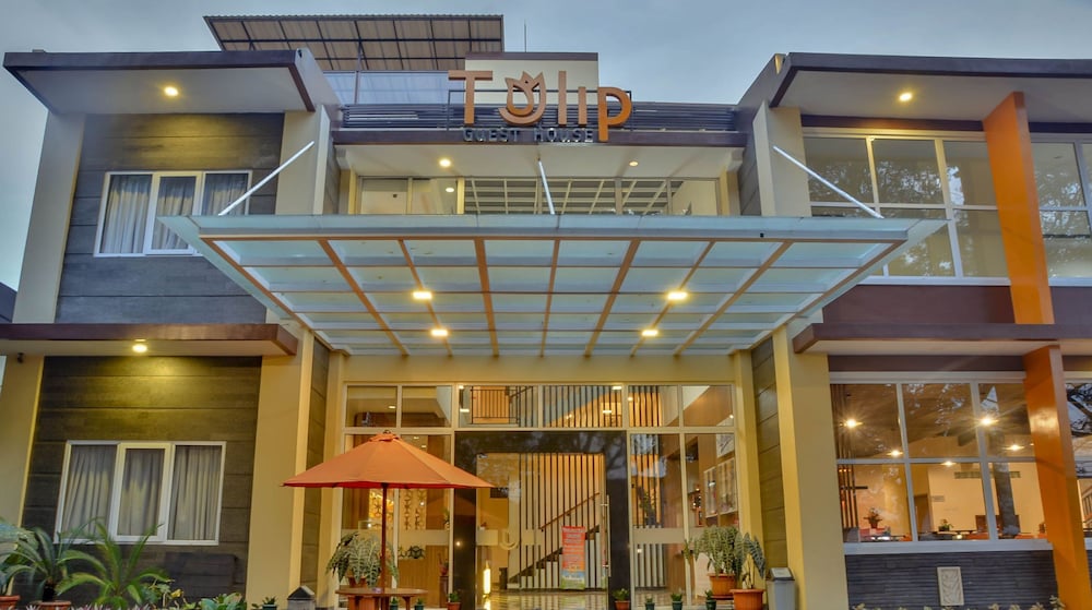 ZEN Rooms near Istana Plaza in Bandung | 2024 Updated prices, deals ...