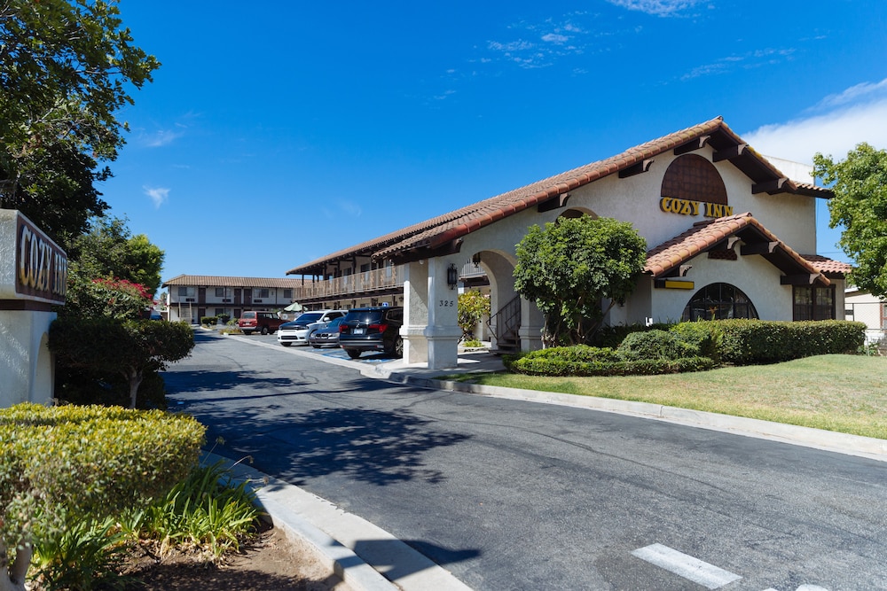 Cozy Inn in Costa Mesa | 2025 Updated prices, deals - Klook United States
