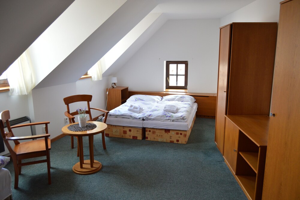 Restaurant-Hotel Benedikt in Královéhradecký kraj | 2025 Updated prices ...