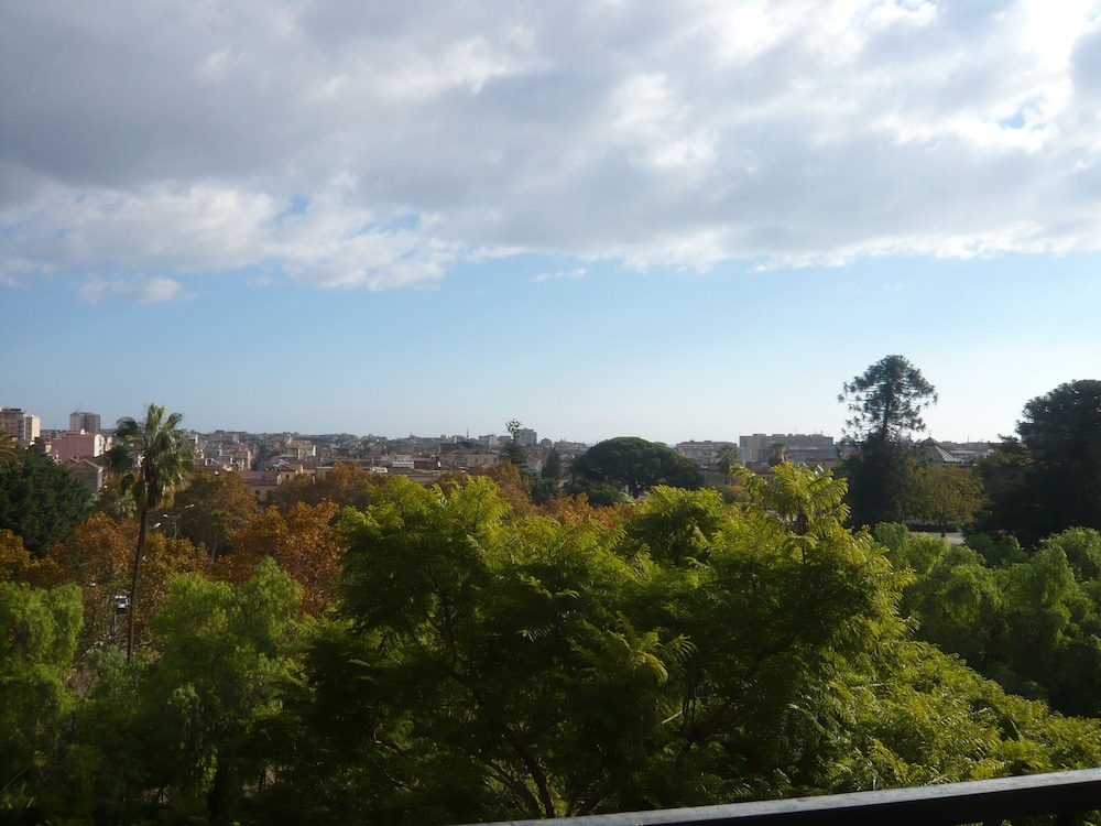 The Amazing View in Catania | 2023 Updated prices, deals - Klook United ...