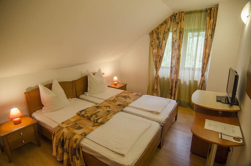 Pensiunea Codrului in | 2023 Updated prices, deals - Klook United States