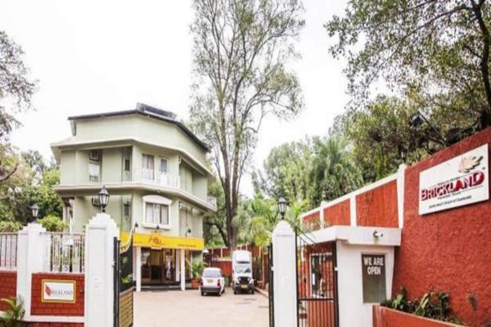 Jaffer Bhai's Brickland Hotel in Satara | 2024 Updated prices, deals ...