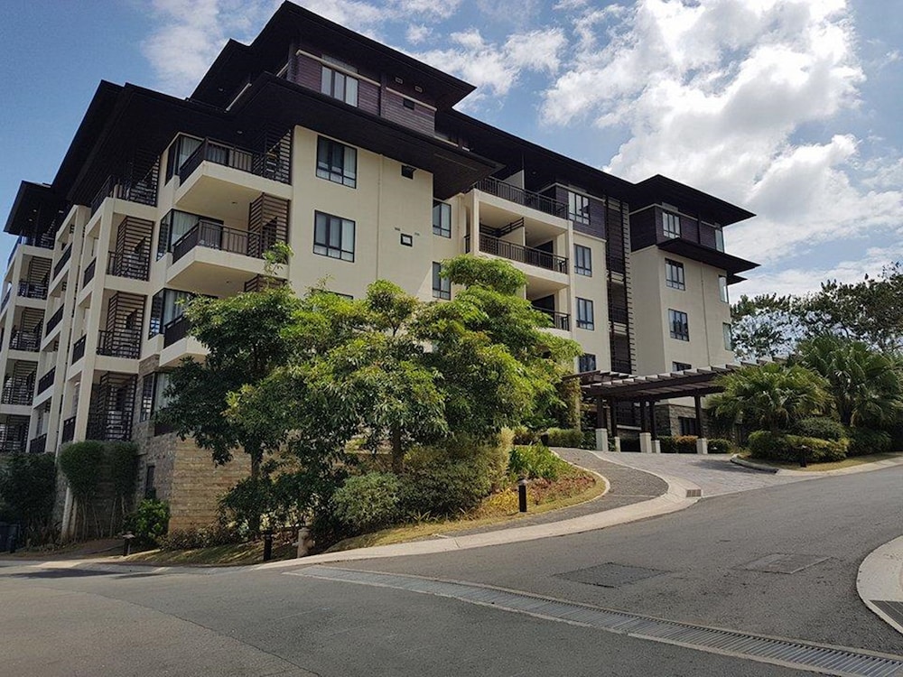 1BR unit Anvaya Cove Sea Breeze Veranda in Morong | 2023 Updated prices ...