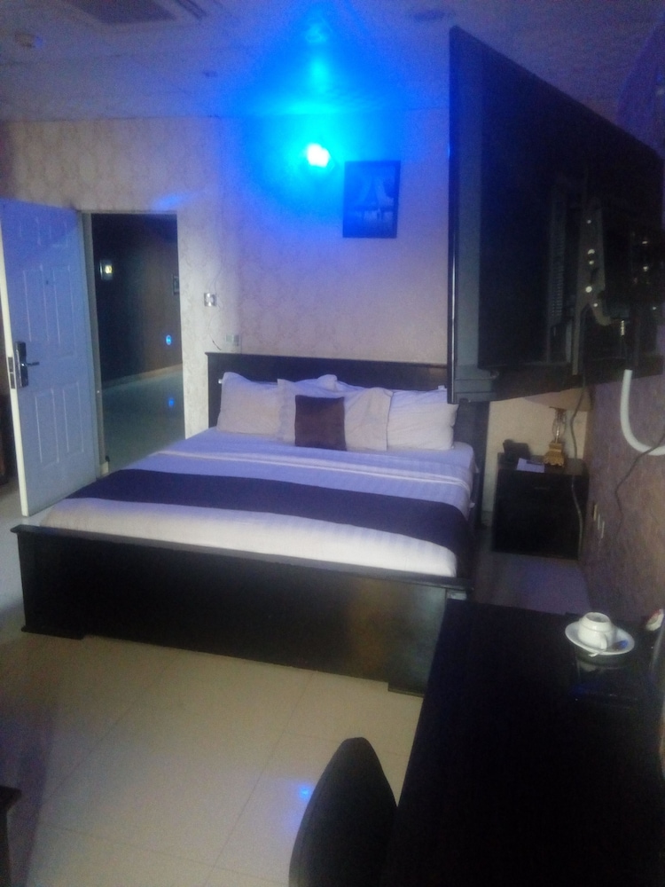 Valley Front Plus Hotel in Lagos | 2024 Updated prices, deals - Klook ...