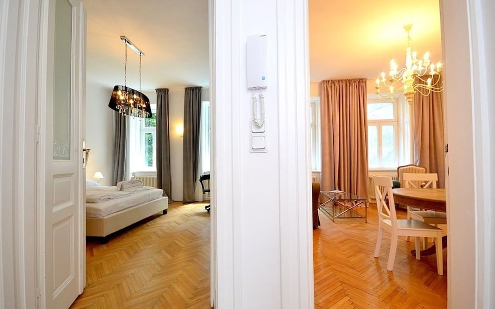 Vienna Residence Great Home for 4 People Near the Famous Schloss ...