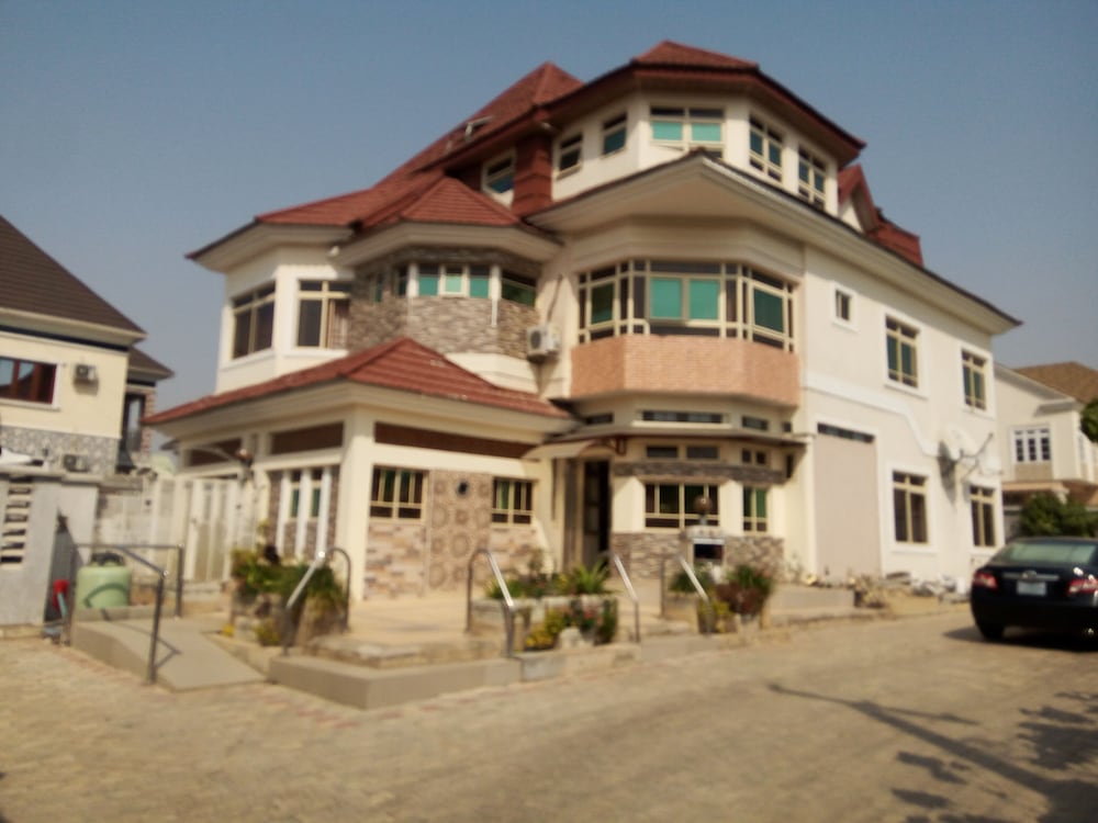 Urban Castle in Municipal Area Council | 2025 Updated prices, deals ...