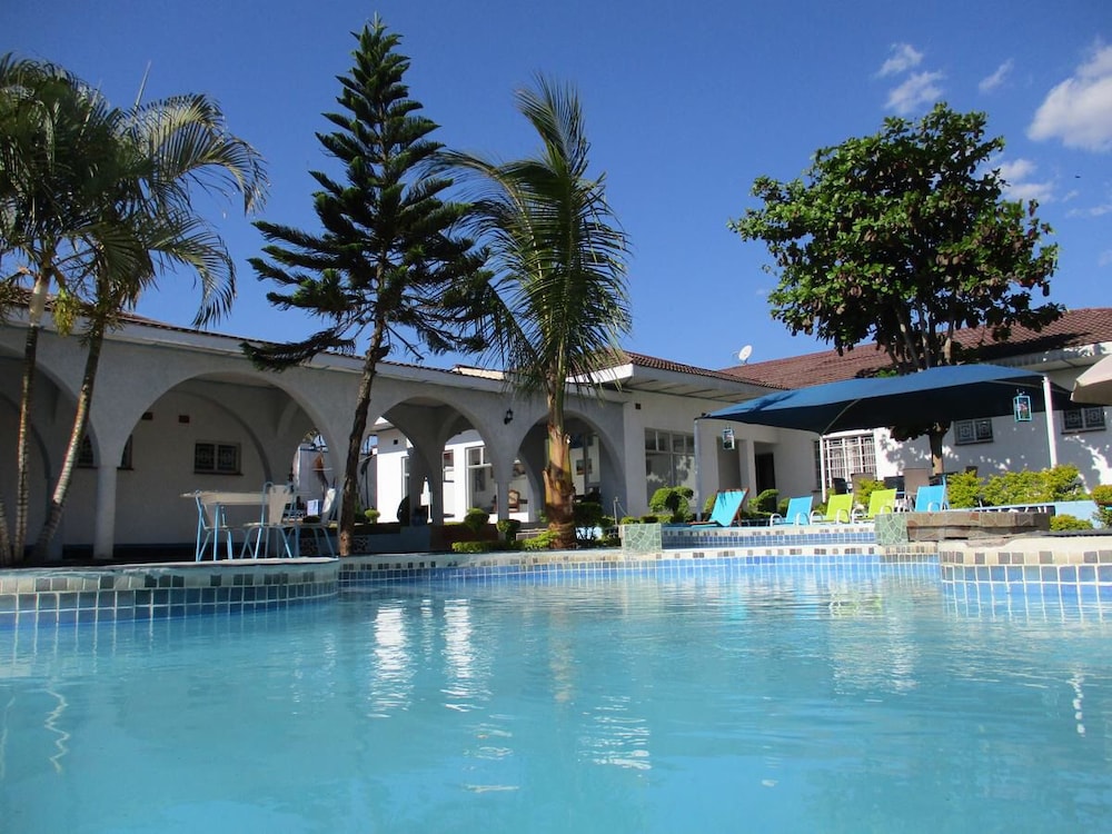 Blue Lagoon Lodge Blantyre in Blantyre | 2023 Updated prices, deals ...