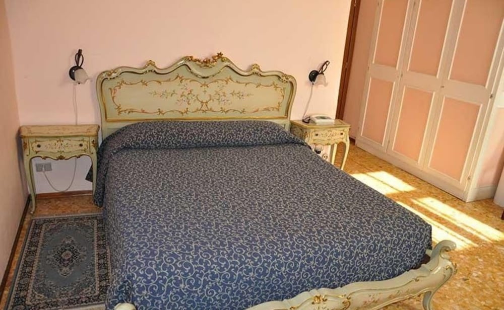 Albergo Parmigiano in Novara | 2024 Updated prices, deals - Klook ...