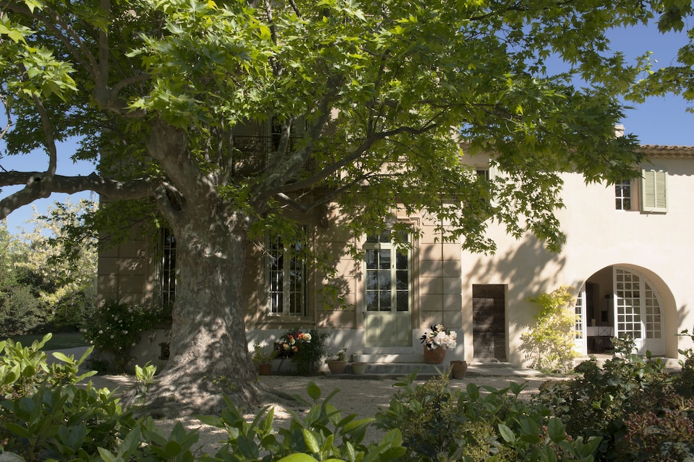 Campagne Saint Jean de Matha in Marseille | 2025 Updated prices, deals ...