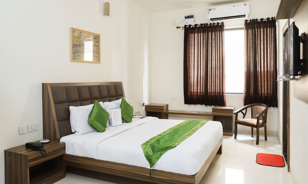 Treebo Trip Panache in Mathura | 2025 Updated prices, deals - Klook ...