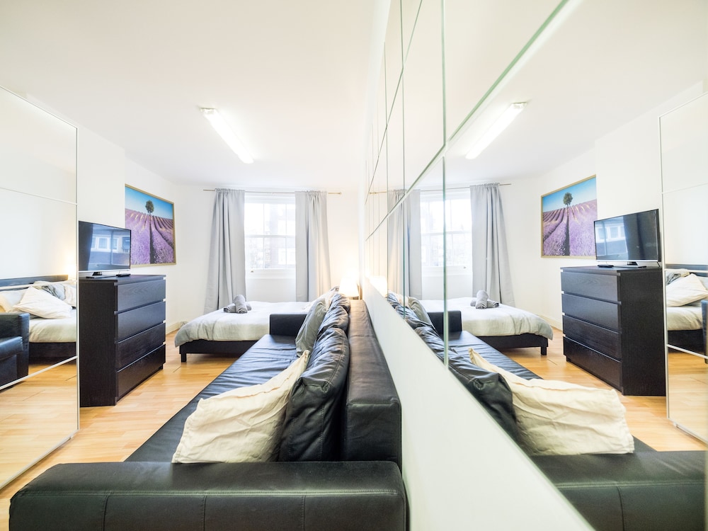 Top Floor Compact Apartment Notting Hill in London | 2023 Updated ...