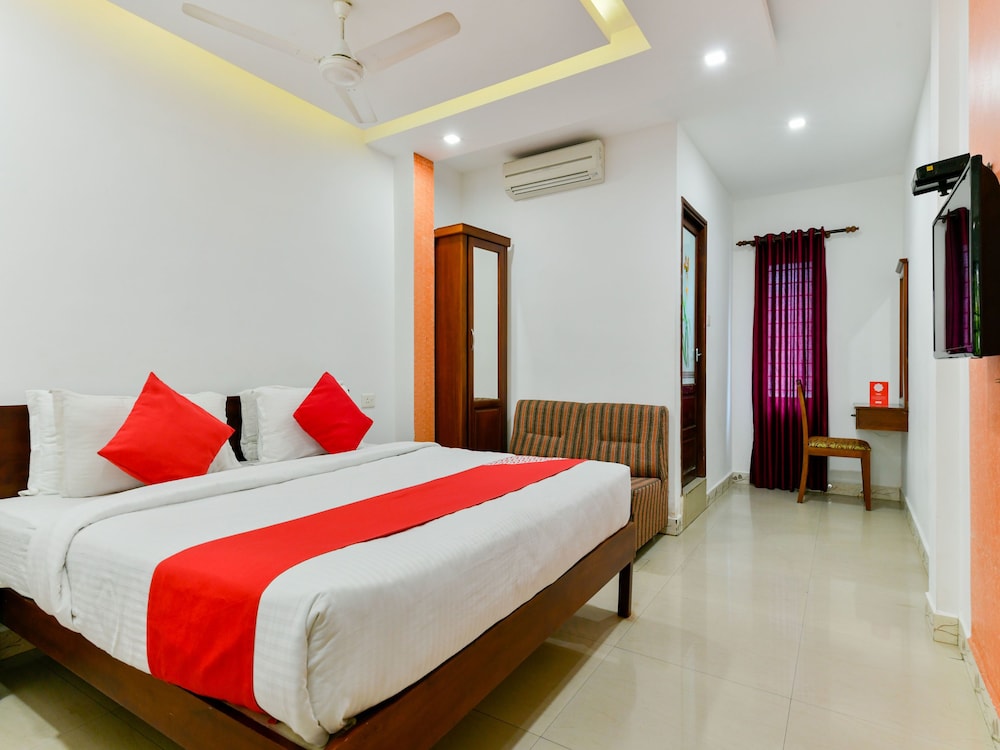 OYO 16711 Malabar Plaza Inn in Ernakulam | 2025 Updated prices, deals ...